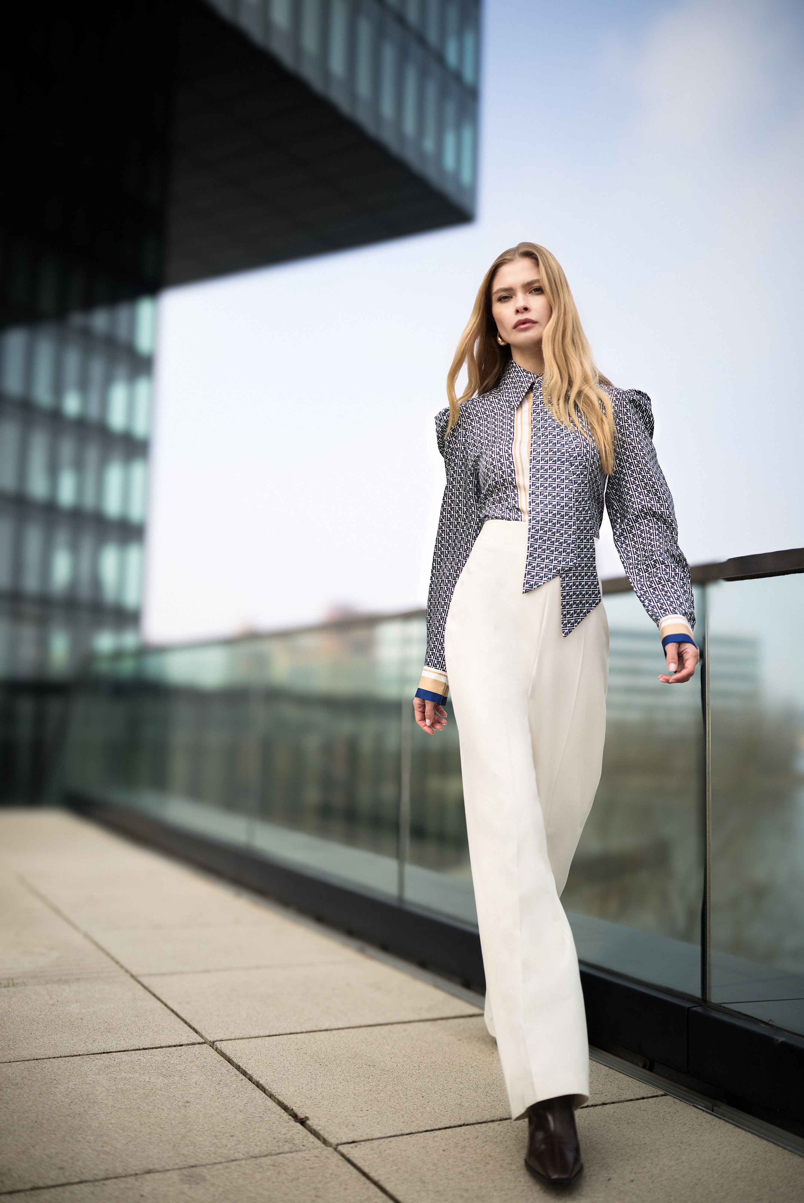 Fashion for women & men | Exclusive shirts | van Laack